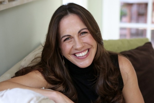 Happier Hour: Beating Distraction with Author and UCLA Professor Cassie ...